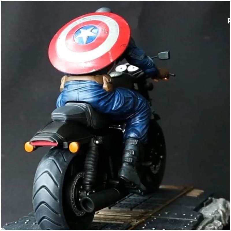 Captain America on Motorcycle - STL Files for 3D Print